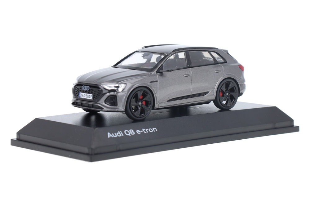 Audi Q8 e-tron | House of Modelcars