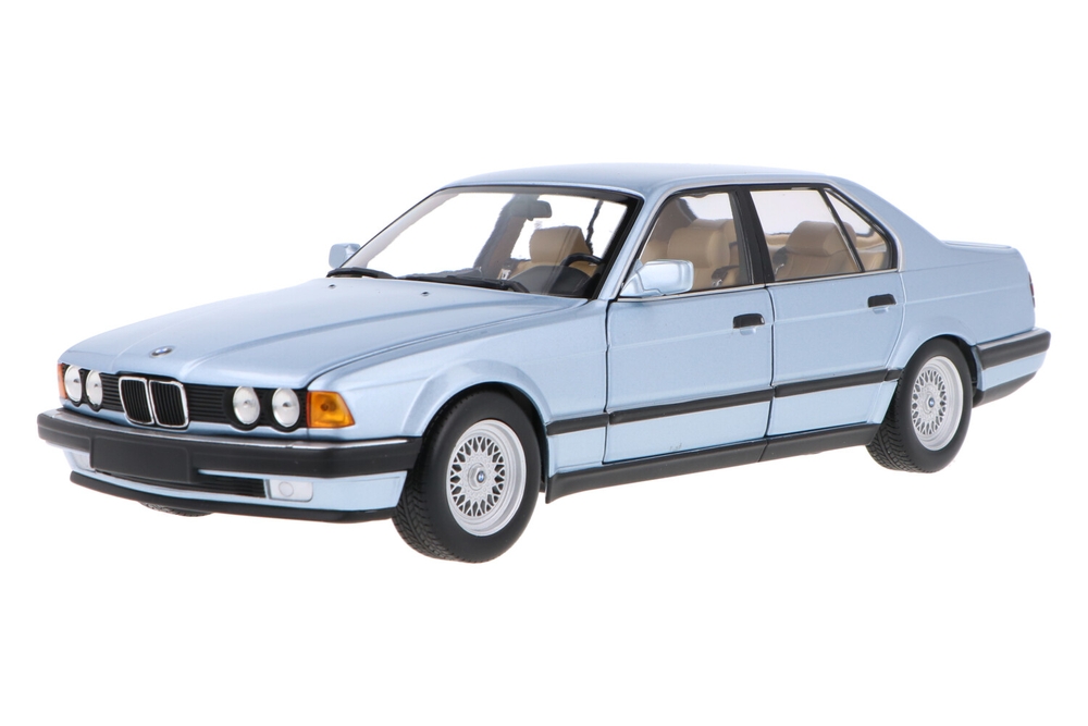 BMW 730i (E32) | House of Modelcars