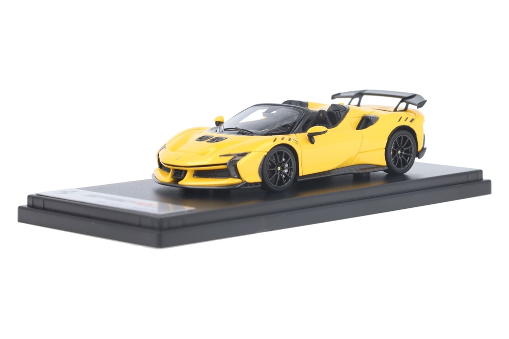 Ferrari SF90 XX Spider Giallo Tristrato | House of Modelcars