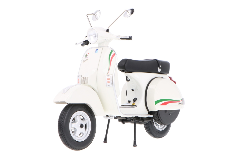 Vespa PX 150 "150 Anniversario Unità d'Italia" | House of Modelcars