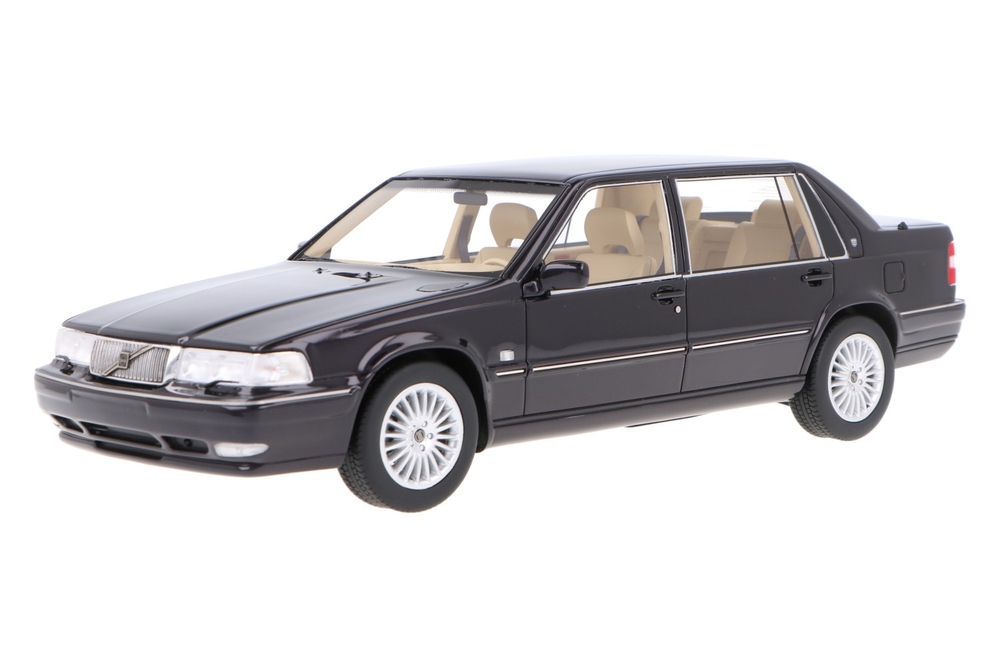 Volvo S90 Royal Level 3 | House of Modelcars