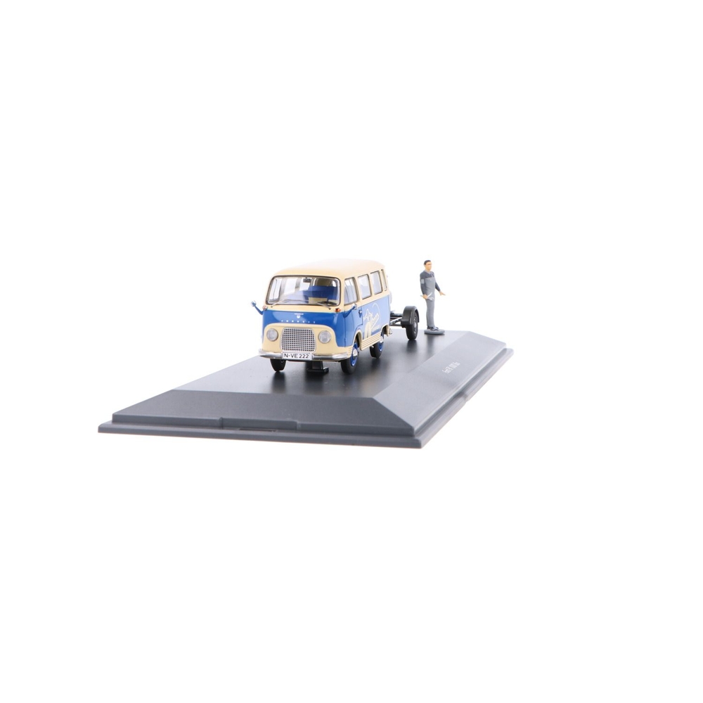 Ford FK 100 Bus "Vespa" + aanhanger en Vespa | House of Modelcars