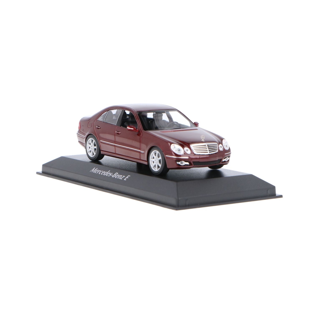 Mercedes-Benz E-Class (W211) | House of Modelcars