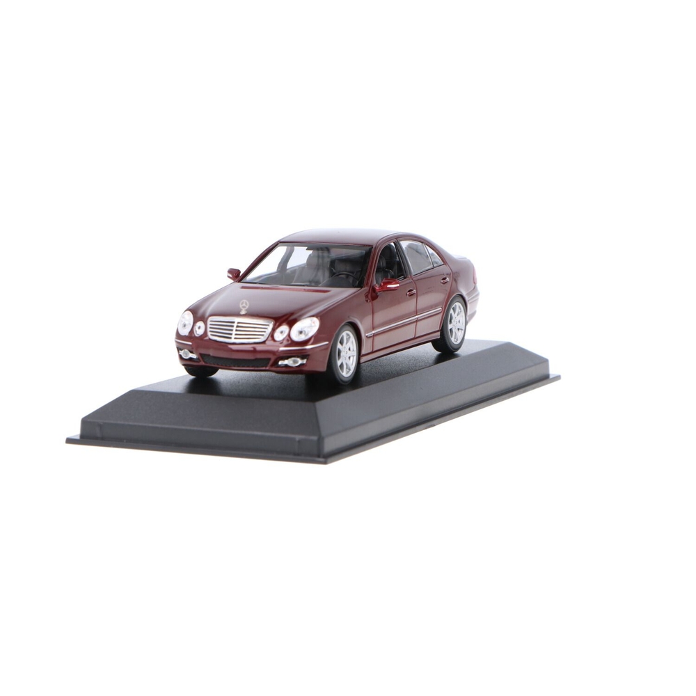 Mercedes-Benz E-Class (W211) | House of Modelcars