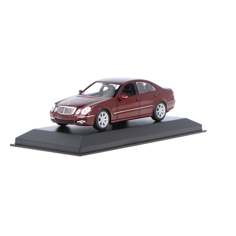 Mercedes-Benz E-Class (W211) | House of Modelcars
