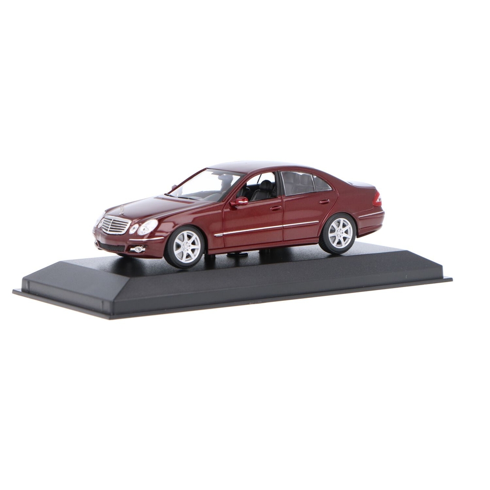 Mercedes-Benz E-Class (W211) | House of Modelcars