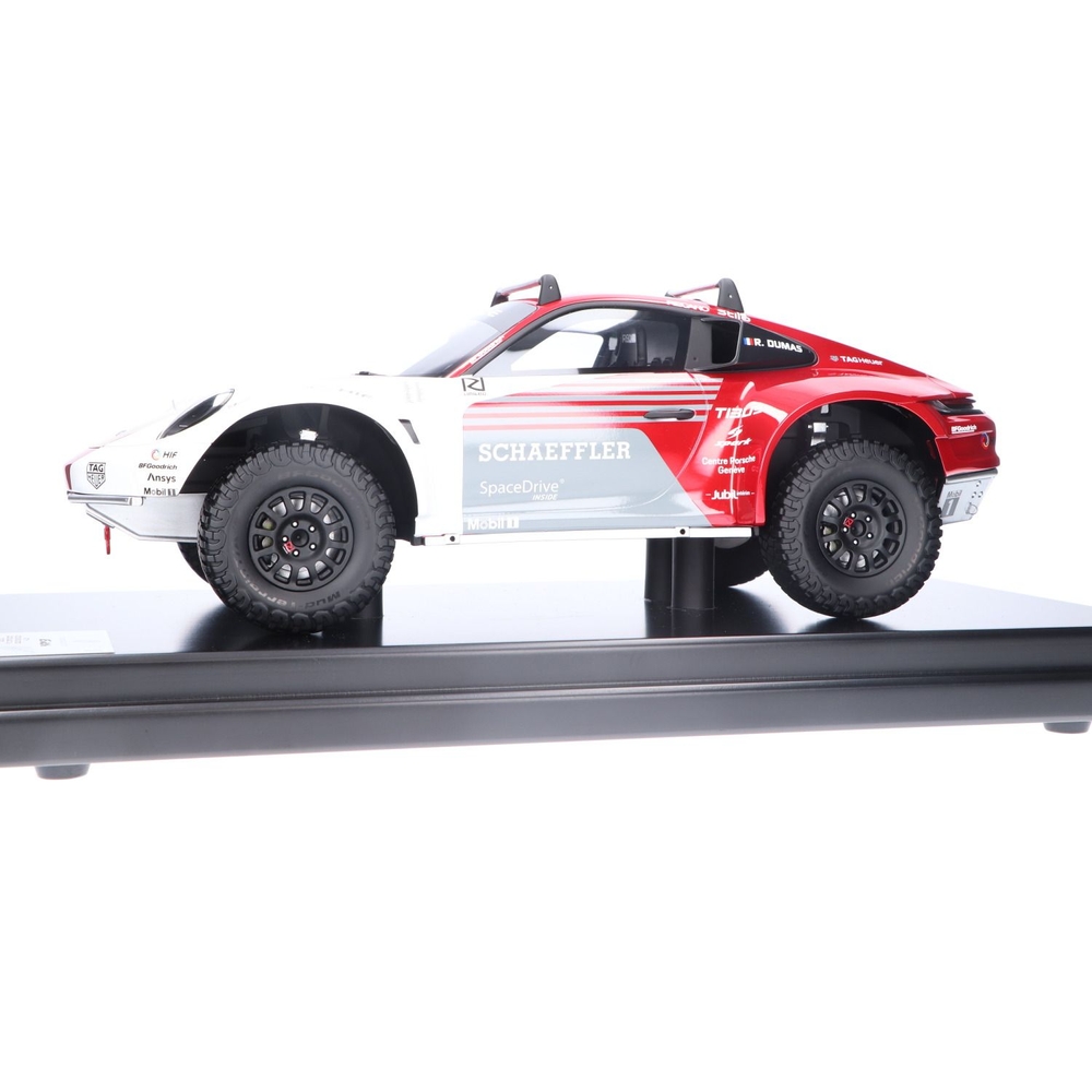 Porsche 911 (992) Offroad "Edith" | House of Modelcars