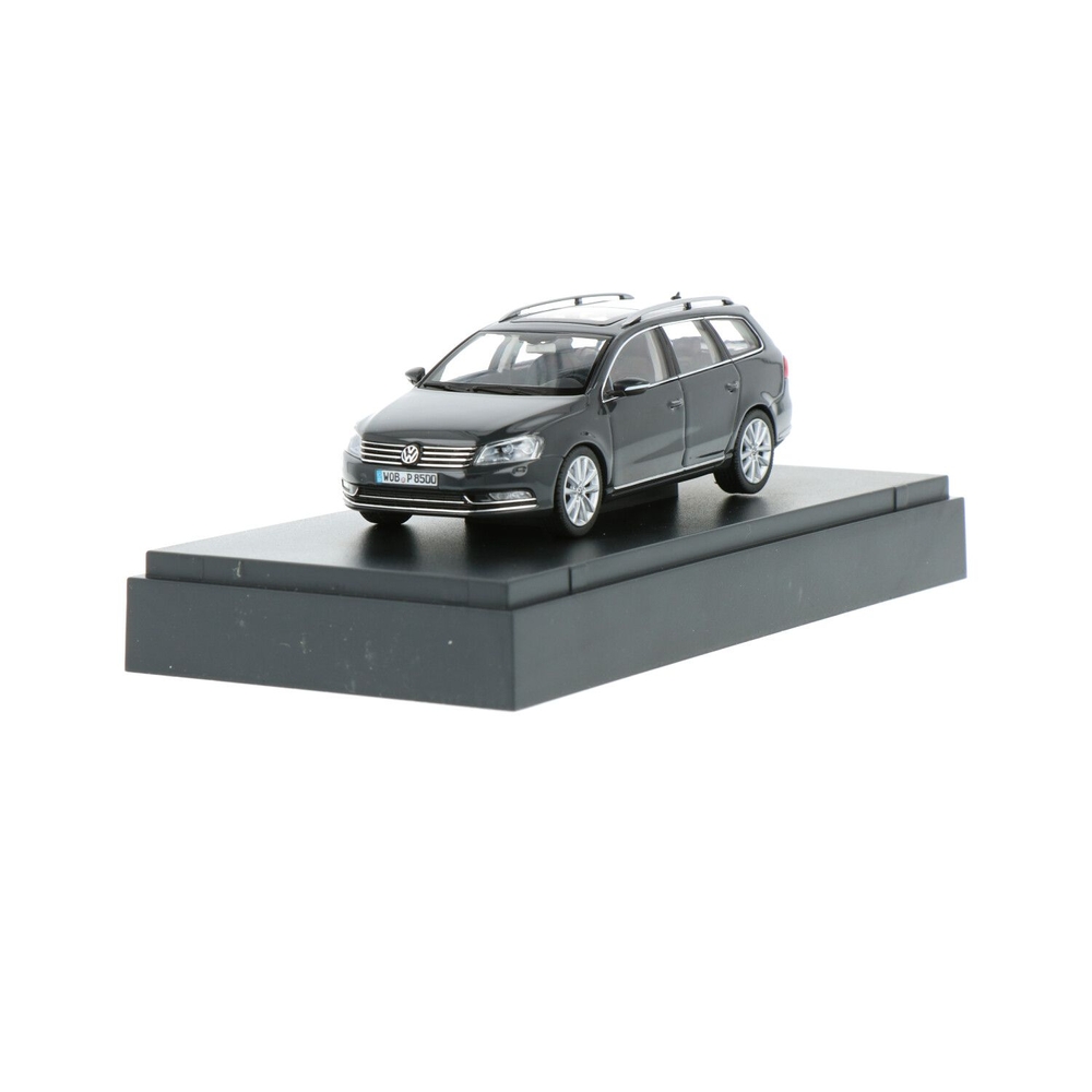 Volkswagen Passat B7 Variant | House of Modelcars