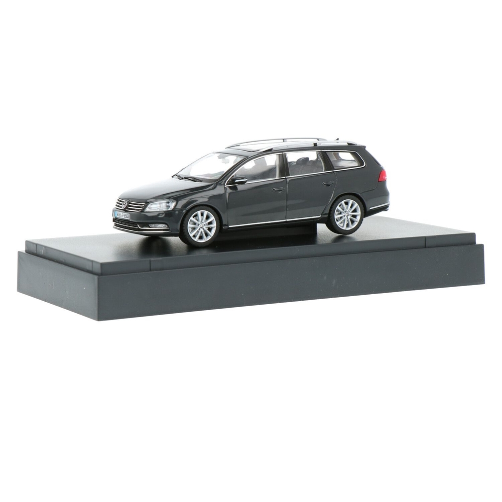 Volkswagen Passat B7 Variant | House of Modelcars