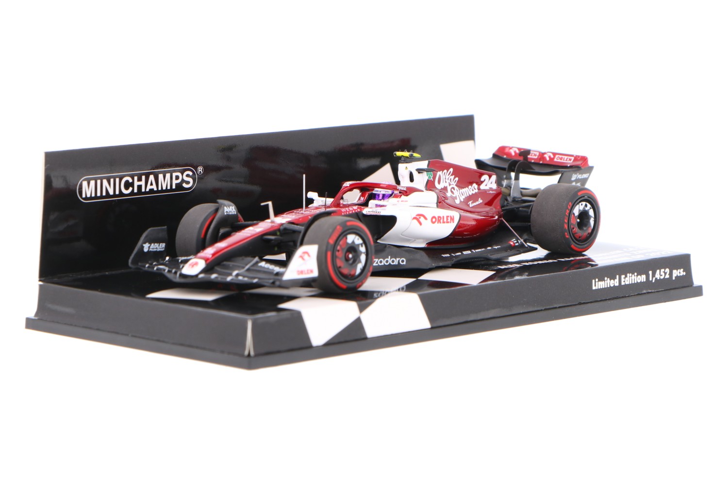 Alfa Romeo Racing C42 | House of Modelcars