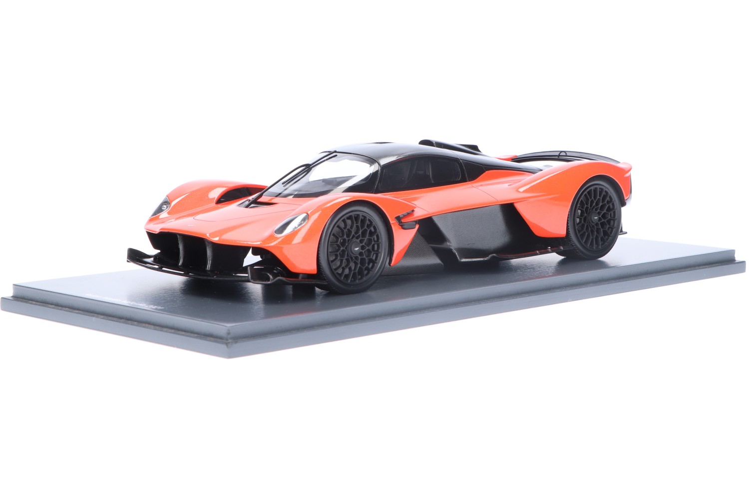 Aston Martin Valkyrie Orange | House of Modelcars
