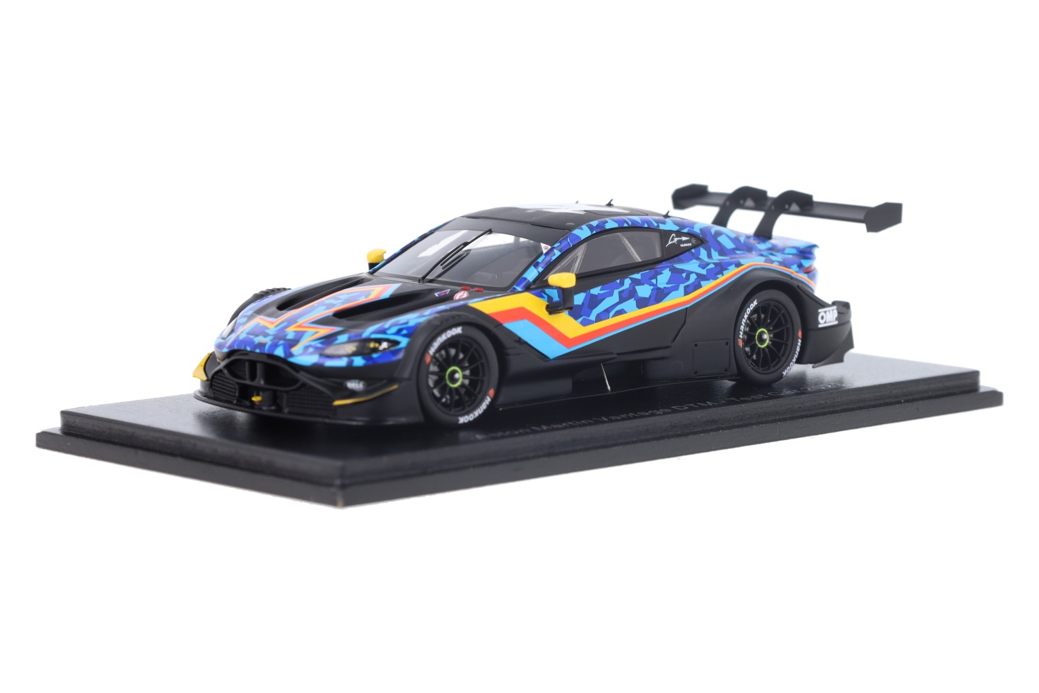 Aston Martin Vantage "DTM Test car" | House of Modelcars