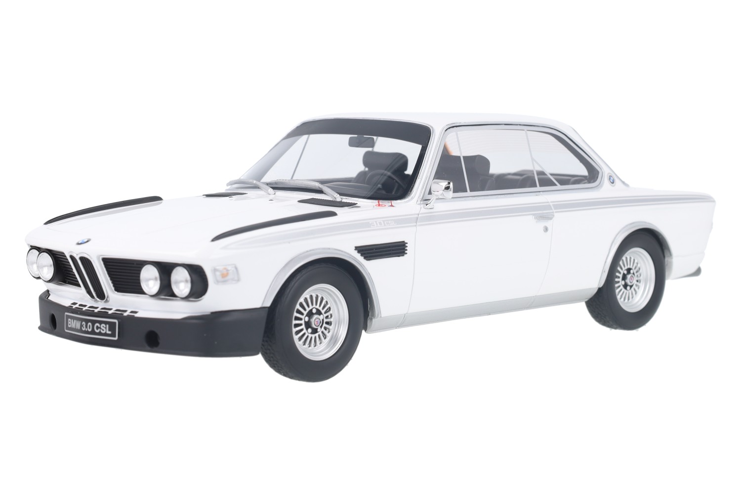 BMW 3.0 CSL Chamonix White | House of Modelcars