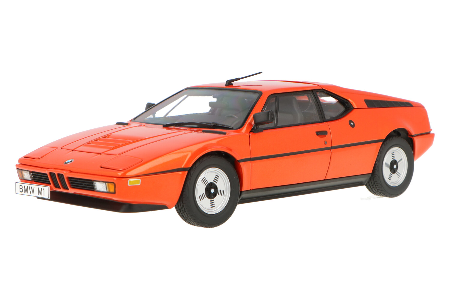 BMW M1 | House of Modelcars