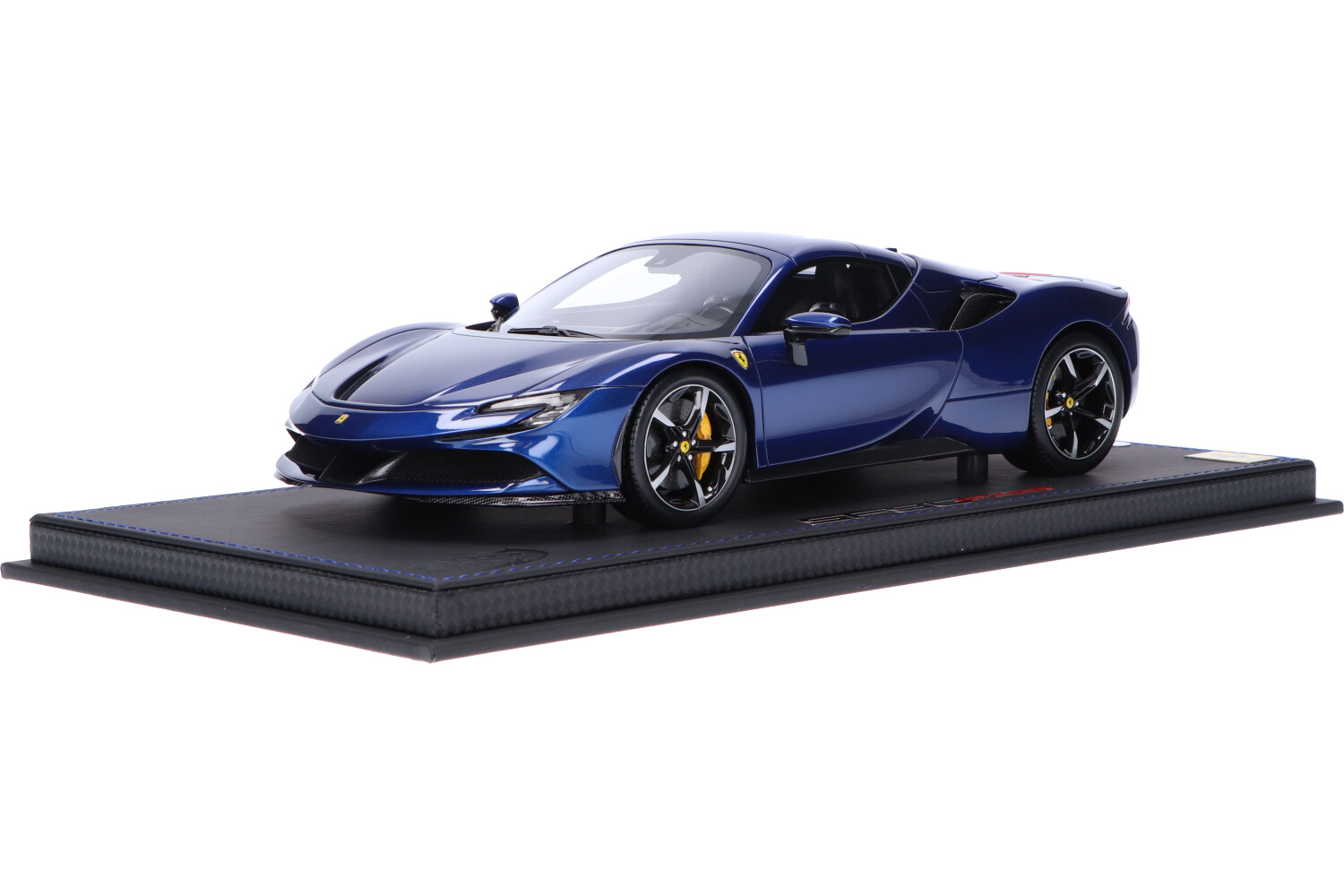 Ferrari SF90 Stradale Hybrid Spider 1000hp "Closed Roof" | House of ...