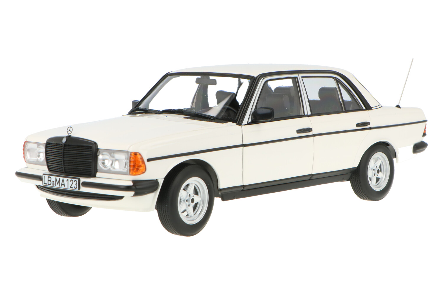 Mercedes-Benz 200 (W123) | House of Modelcars