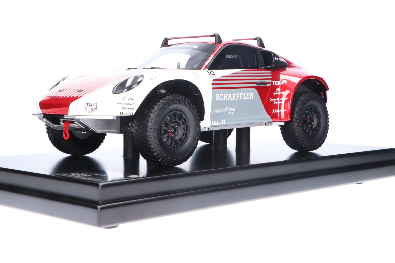 Porsche 911 (992) Offroad "Edith" | House of Modelcars
