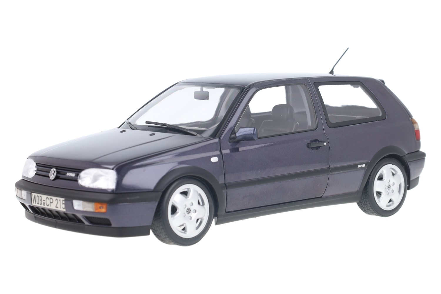 Volkswagen Golf III VR6 Purple Metallic | House of Modelcars