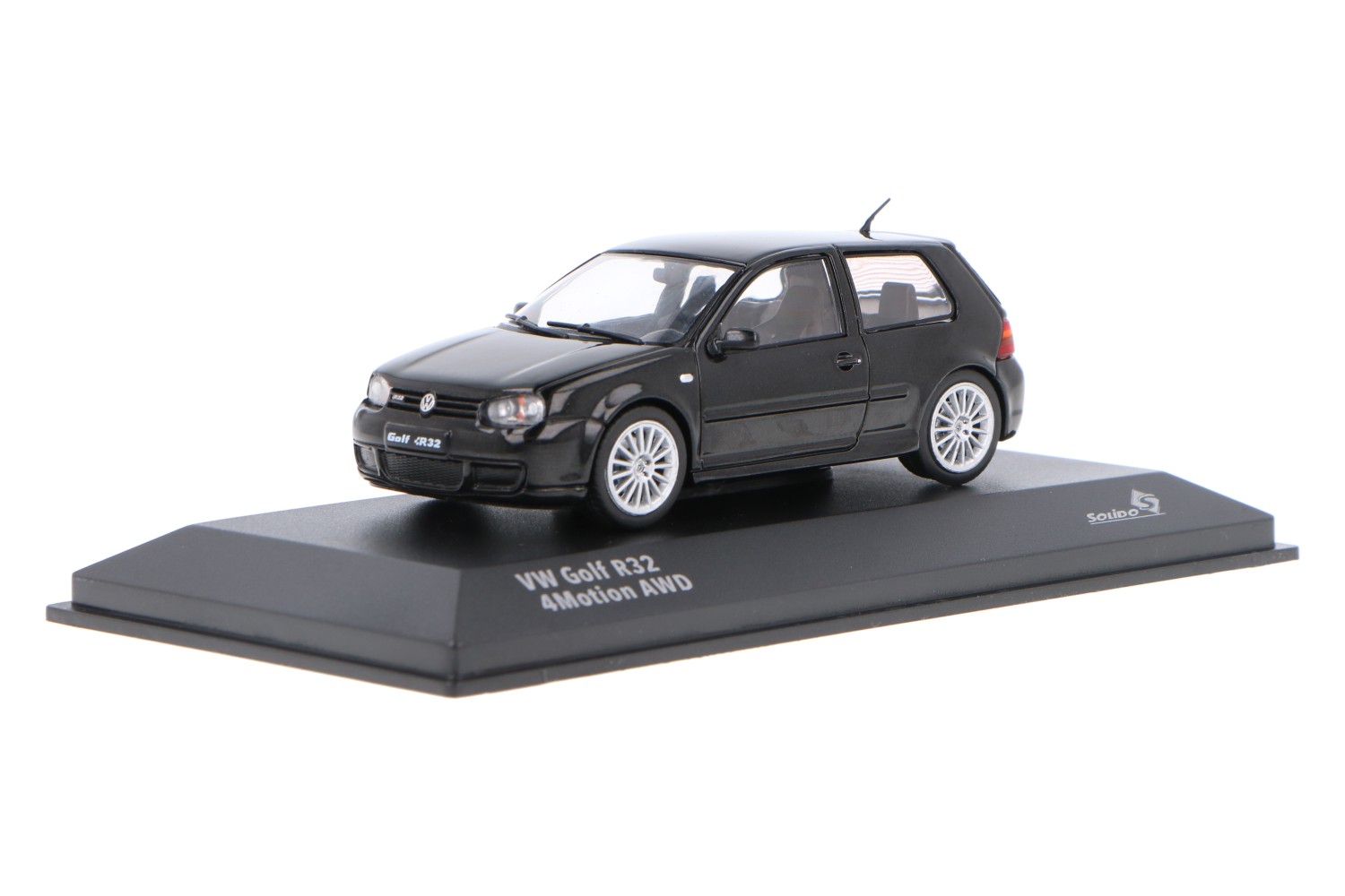 Volkswagen Golf IV R32 4Motion AWD | House of Modelcars