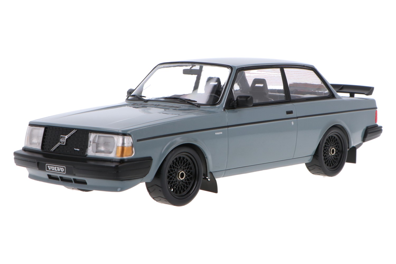 Volvo 240 Turbo "Custom" | House of Modelcars